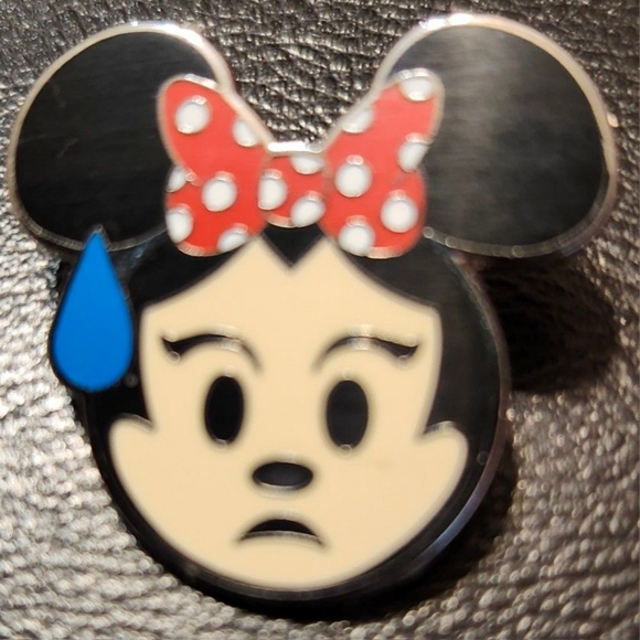 Disney | Other | Disney Trading Pin Minnie Mouse Expressions Series ...